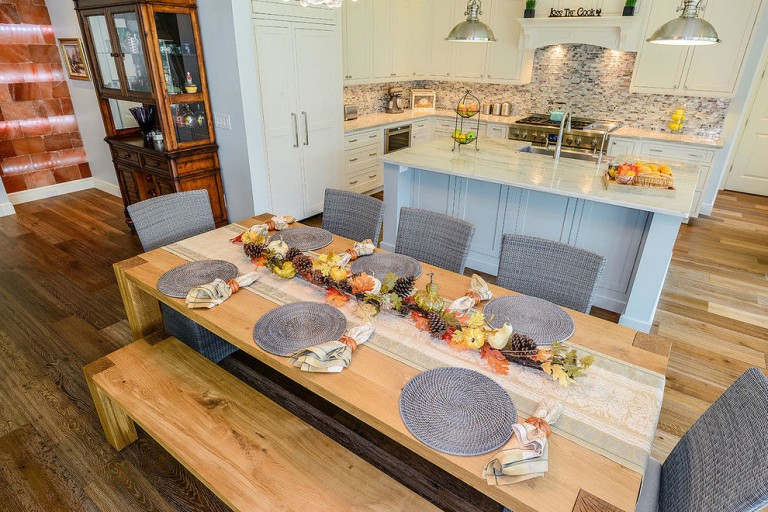 Hawks Nest Beach House by NWC Construction