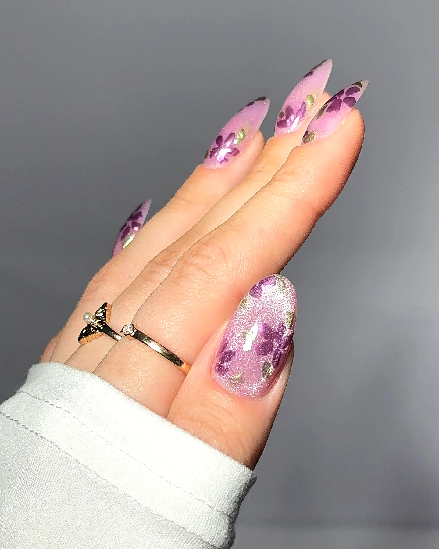 15 Cute Glitter Chrome Nails Ideas for a Glam Look
