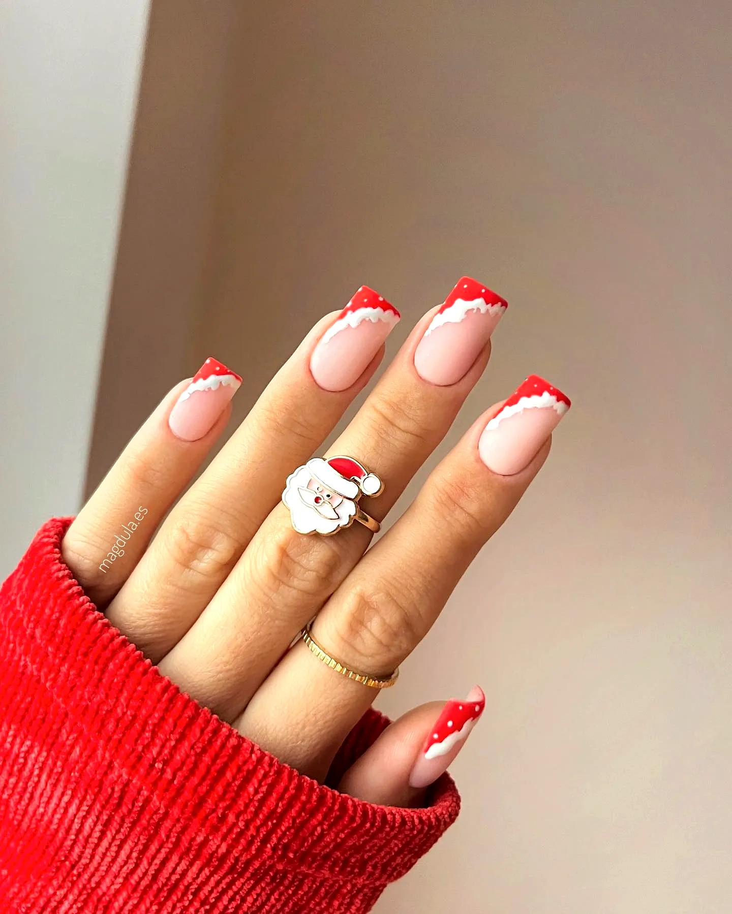 15 Cute Santa Claus Nails Ideas for Your Holiday Manicure