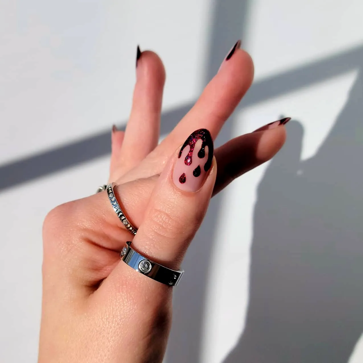 15 Trendy Drip Nail Designs for a Glamorous Look
