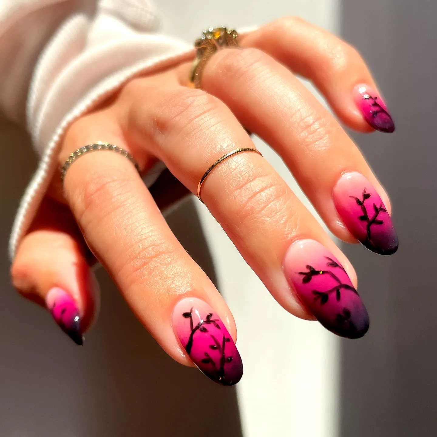 14 Pretty Sunset Nail Ideas for Your Next Manicure
