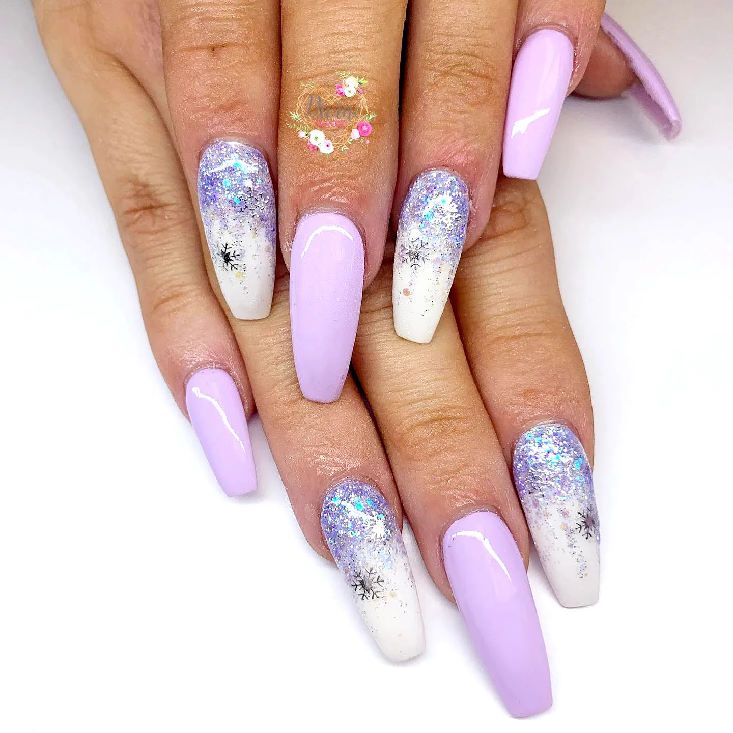 15 Cute Lilac Nail Ideas for a Glamorous Look