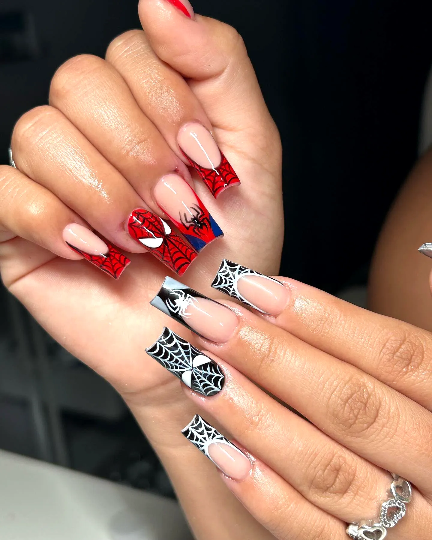 15 Trendy Spider Nail Designs for a Glamnetic Look