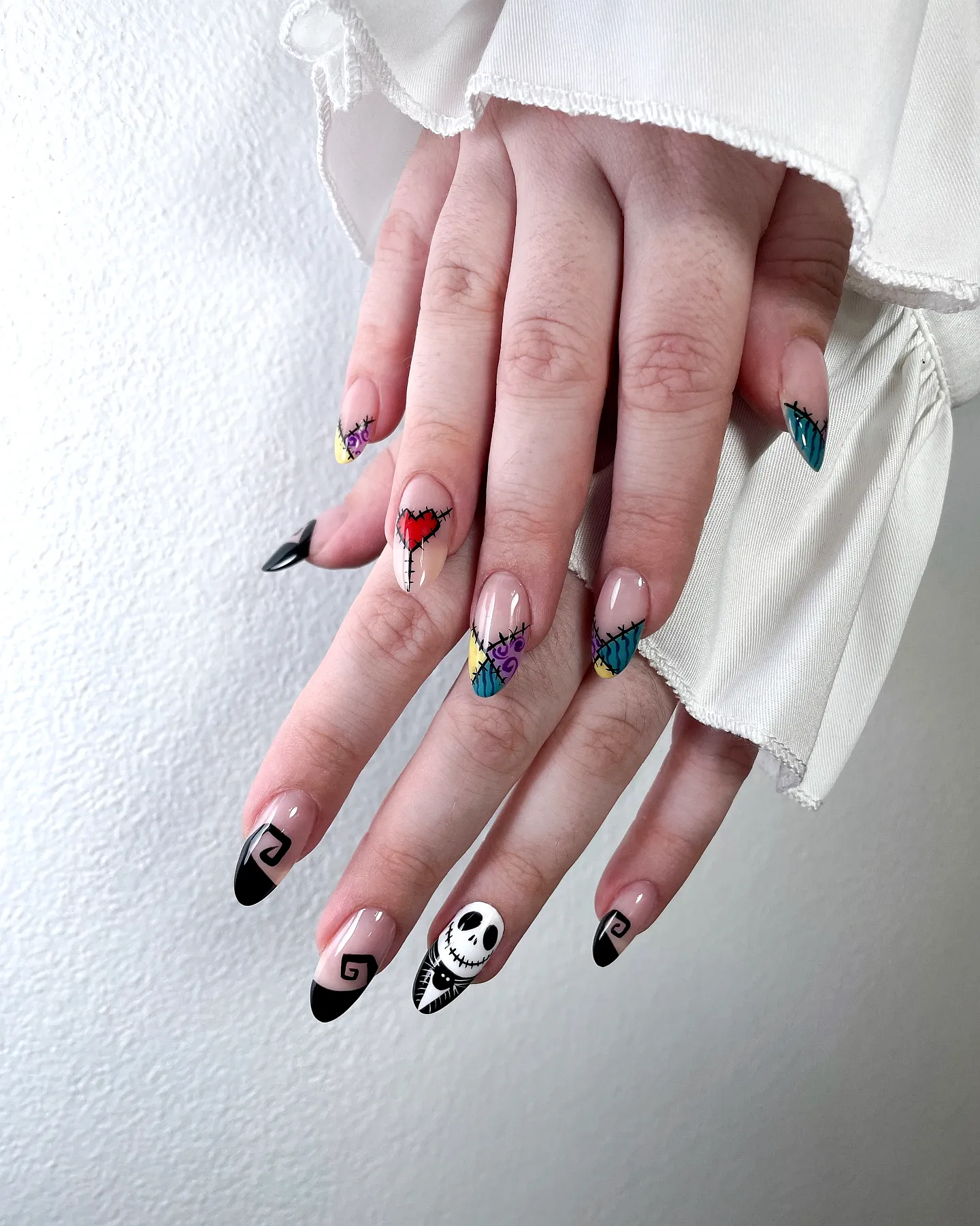 15 Cute Nightmare Before Christmas Nails Ideas to Try Now