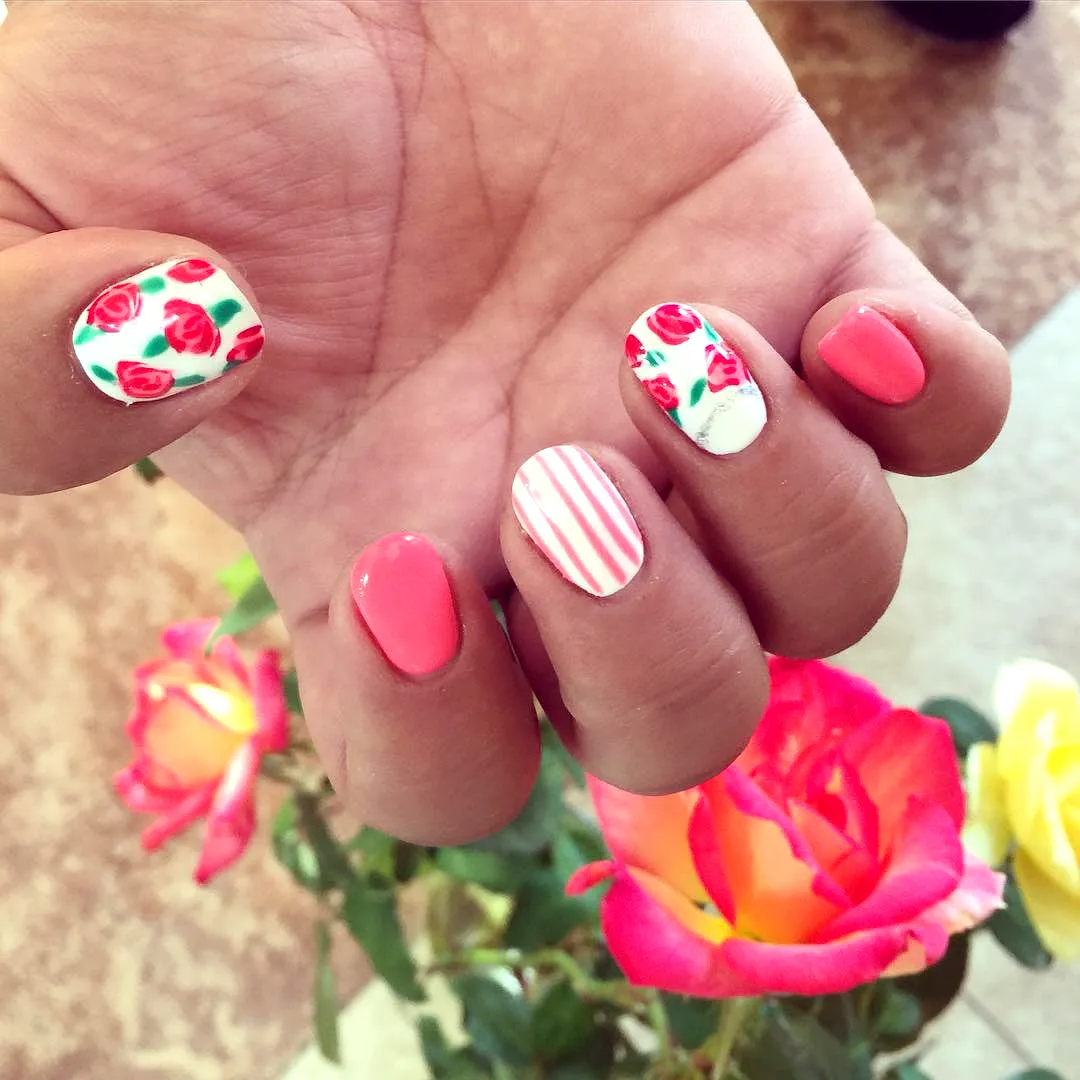 15 Glamnetic Rose Nail Designs You'll Love and Adore
