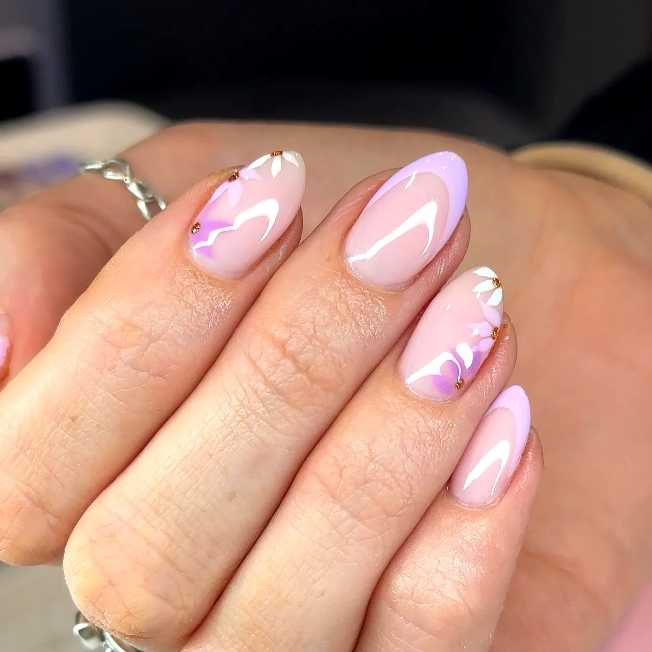 15 Cute Lilac Nail Ideas for a Glamorous Look