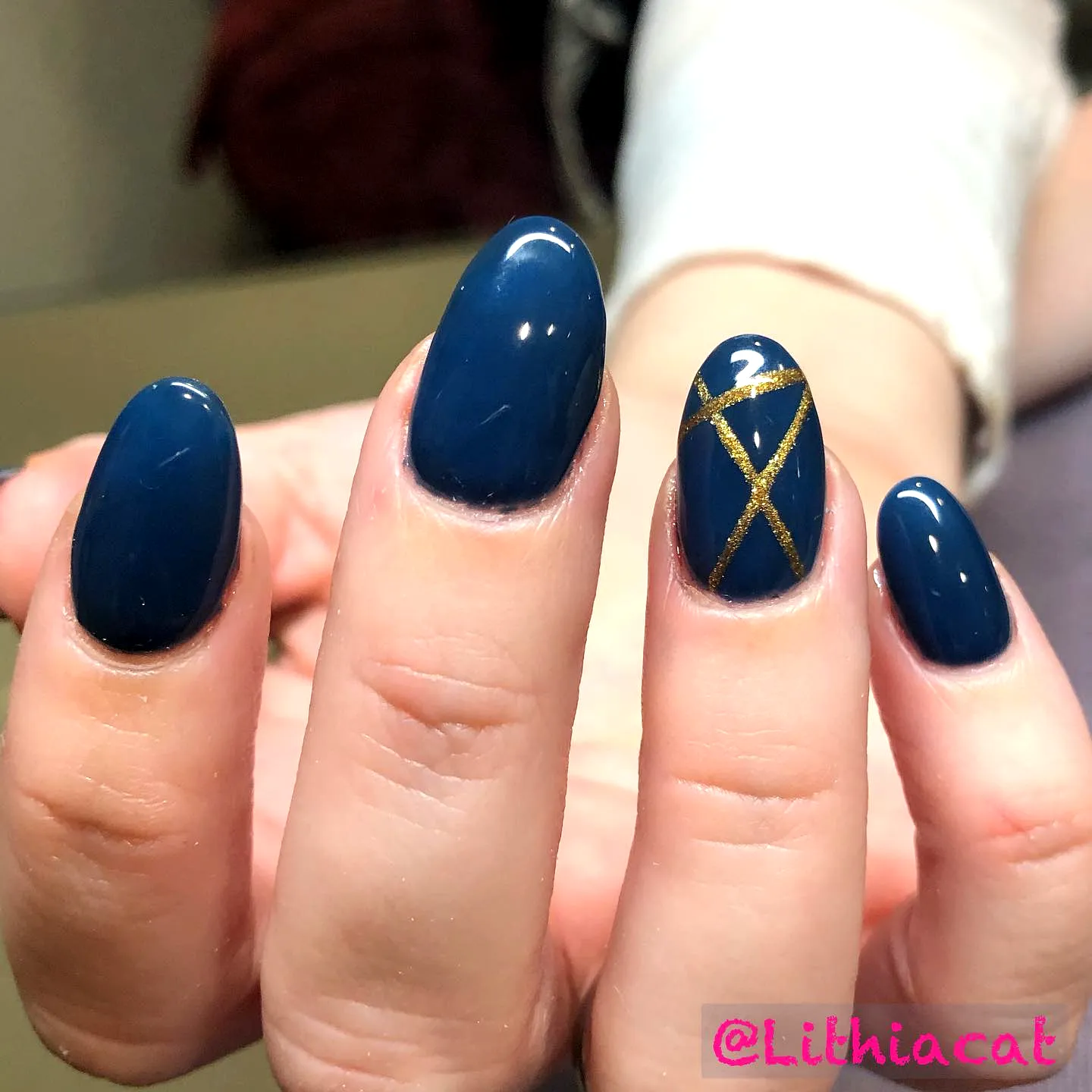 15 Trendy Oval Nail Ideas for a Classy Look