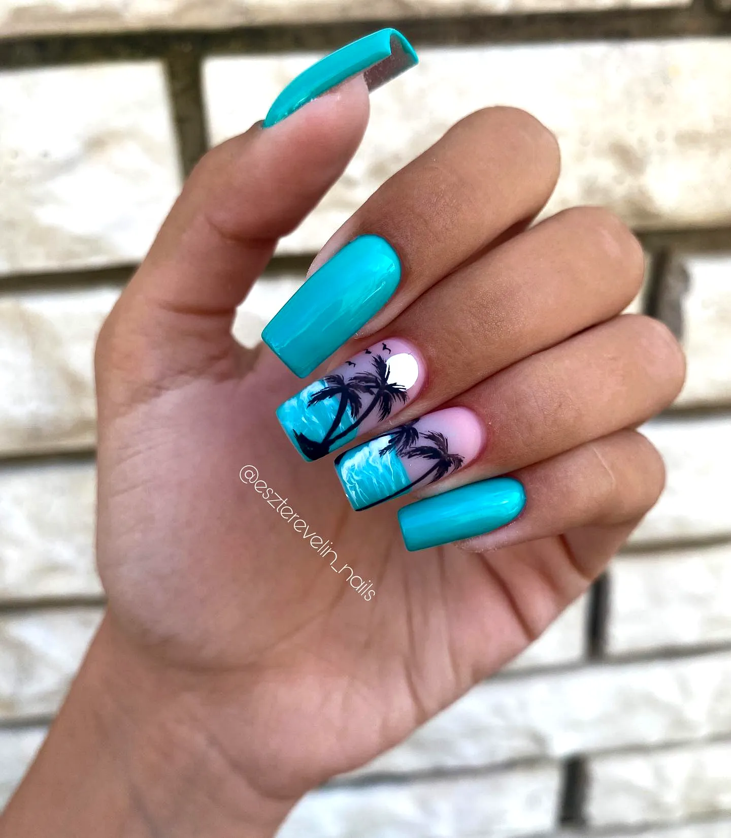 16+ Cute Palm Tree Nails Ideas for Your Next Manicure